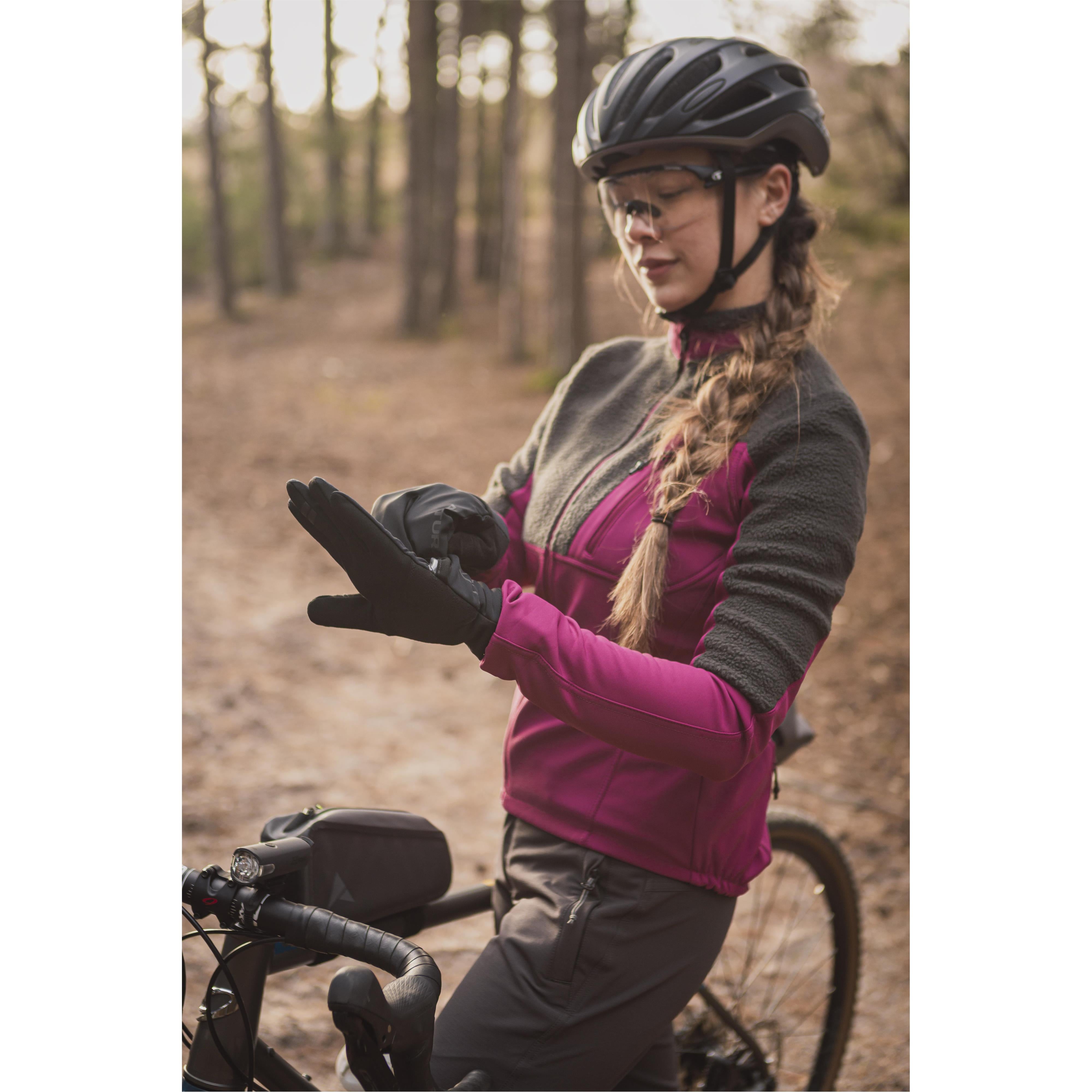 Cycle helmet and gloves store